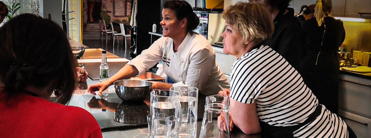 Hands on cooking classes :: Team Kitchen